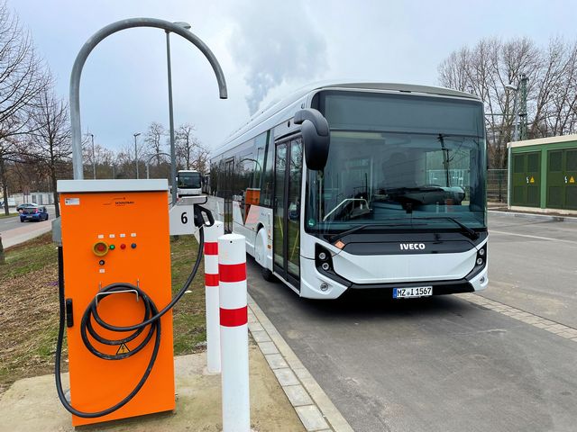 Your Joomla! Site - Ich habe den ersten Elektrobus der Stadt Ingelheim ...